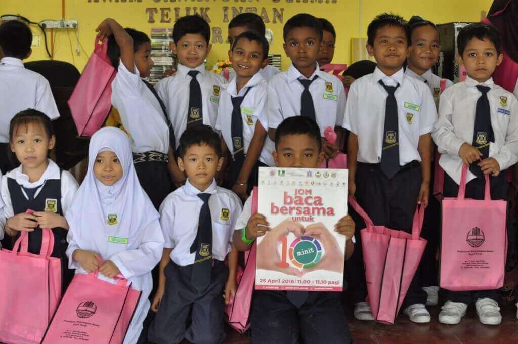 'Jom Baca Bersama 10 Minit' Di Teluk Intan - Malaysiaaktif