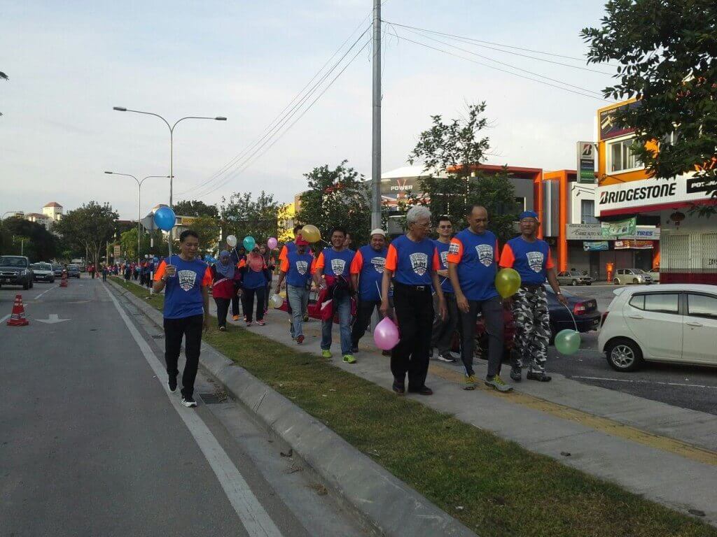 OKU Sertai 3km Balloon Walk - Malaysiaaktif