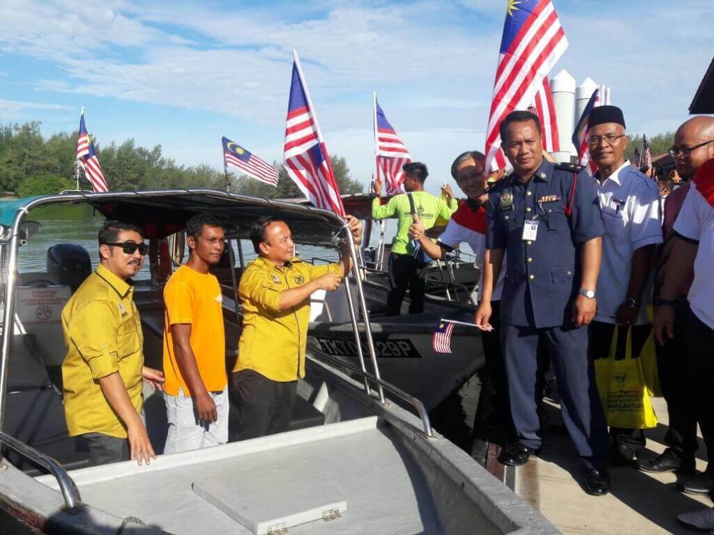 Jeti Merang Ceria Dengan Jalur Gemilang - Malaysiaaktif