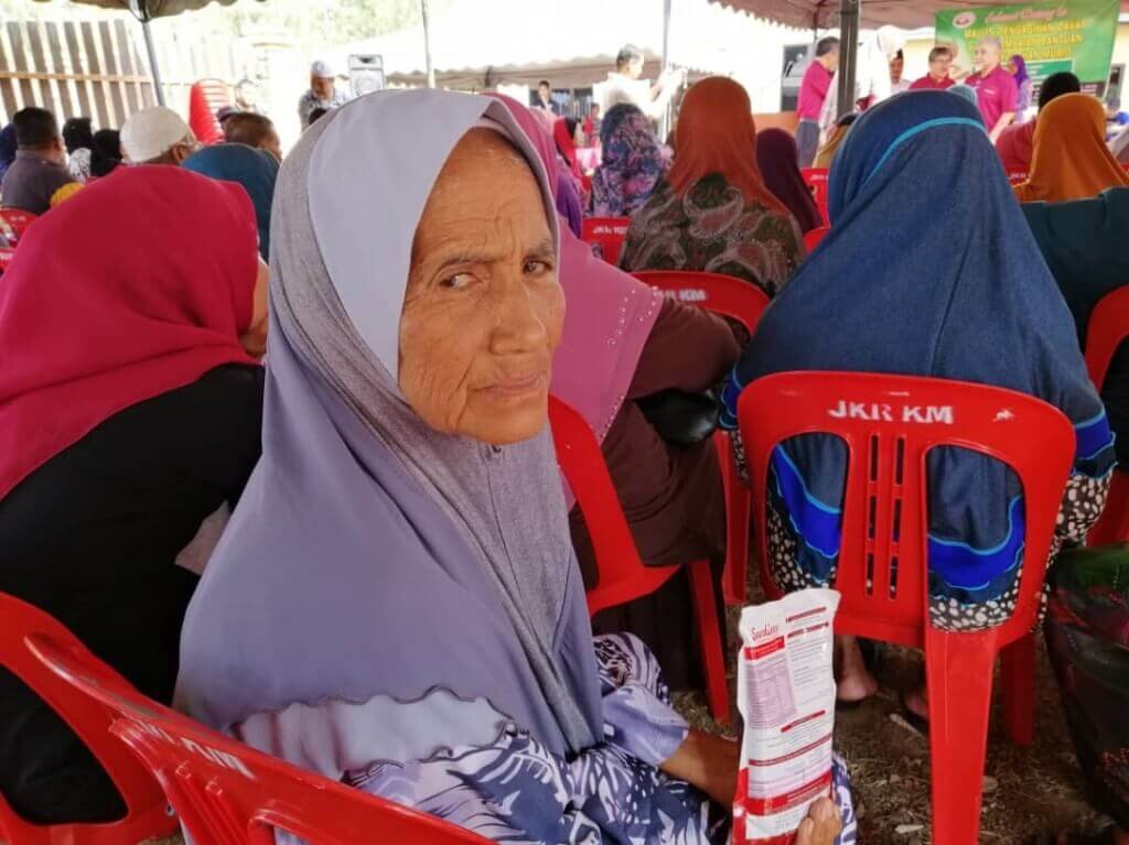 KKSWU Ringankan Beban 66 Warga Emas - Malaysiaaktif