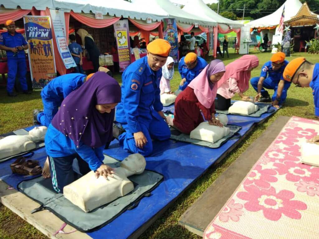 Satu Keluarga Satu Pelatih Pertolongan Cemas - Malaysiaaktif