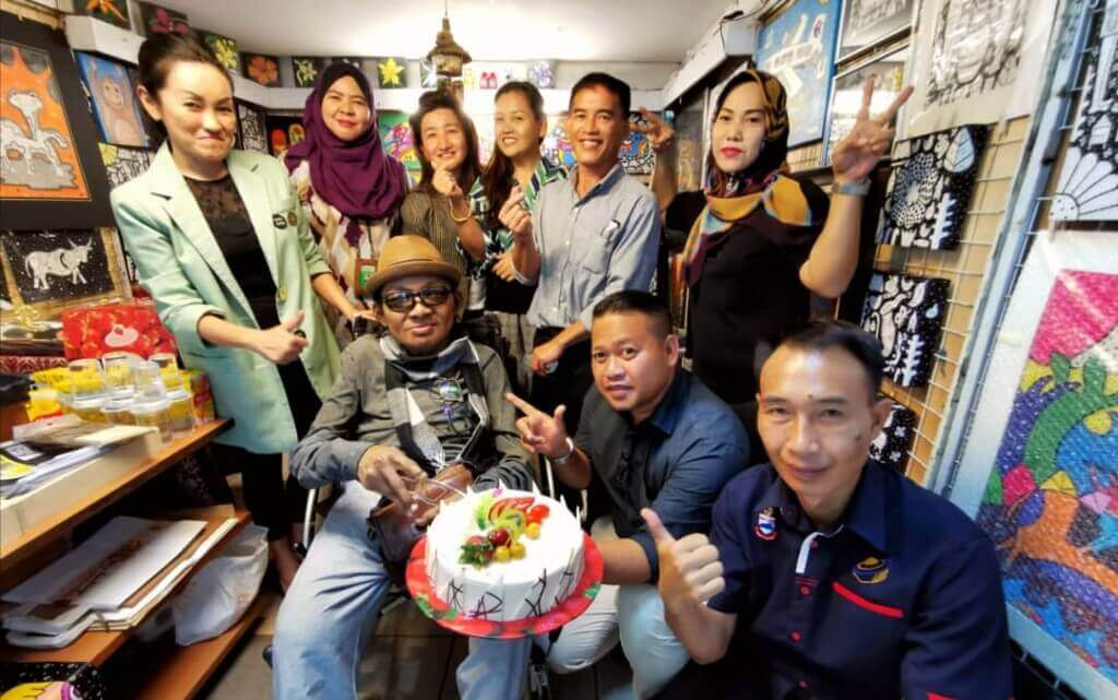 Karya Seni Naif Punya Golongan Peminat Tersendiri - Malaysiaaktif