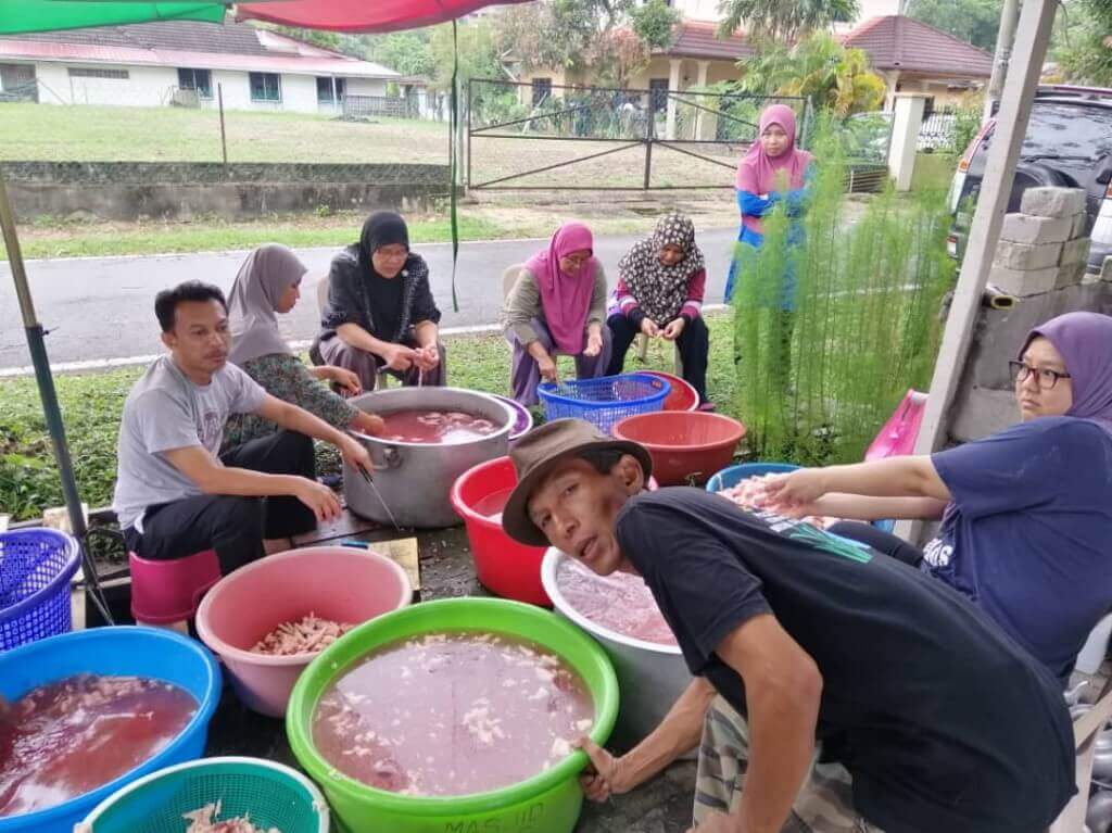 Kampung Melayu Batu 16 Hidupkan Amalan Rewang - Malaysiaaktif