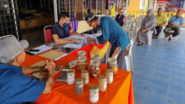 MPOB Bantu Tingkat Imej Korporat Industri Sawit - Malaysiaaktif