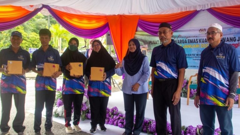 PAWE Erat Perpaduan Warga Emas Jelebu - Malaysiaaktif