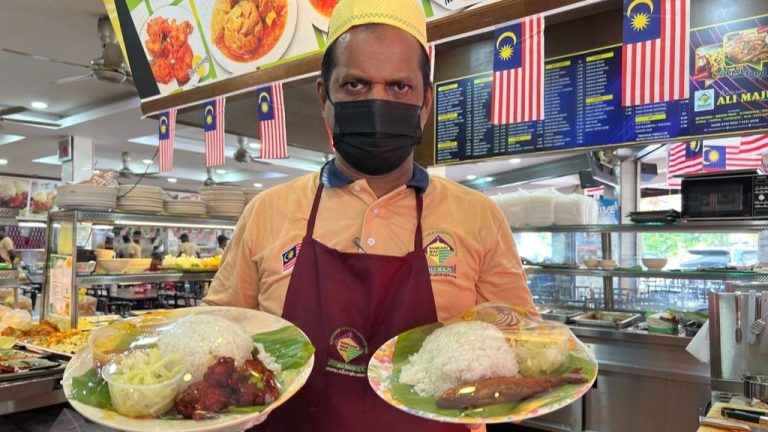 Menu Rahmah : Set Makanan Berserta Air Di Restoran Ali Maju - Malaysiaaktif