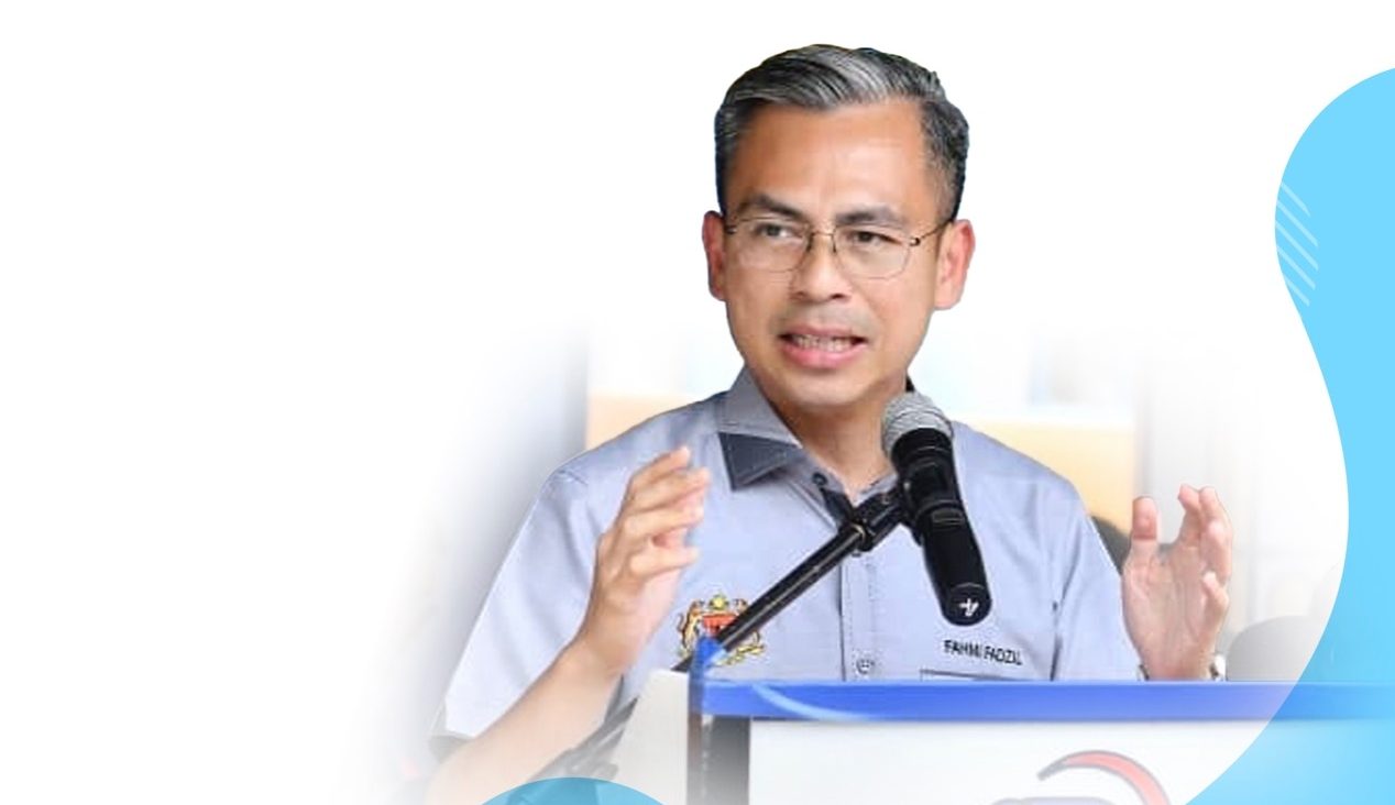 Menteri Komunikasi Dan Digital, YB Fahmi Fadzil Dilantik Sebagai ...