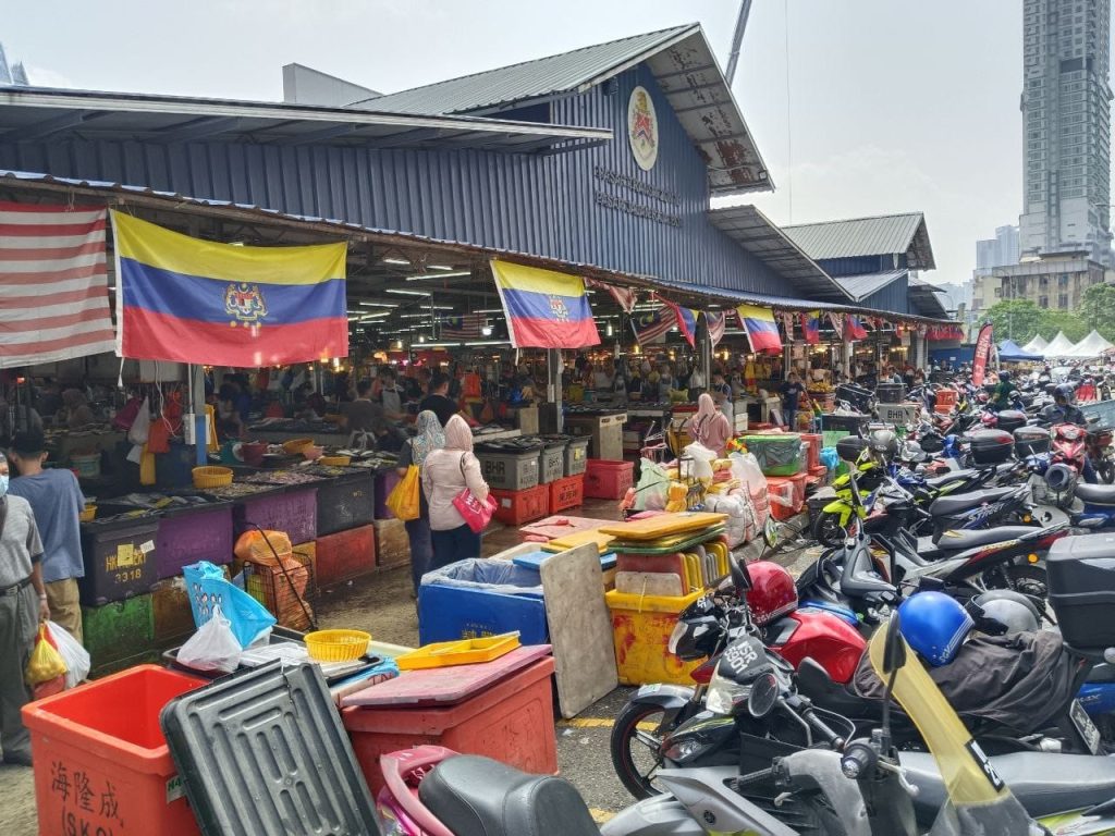 Pasar Chow Kit Jadi Tumpuan Warga Kota Menjelang Aidilfitri - Malaysiaaktif
