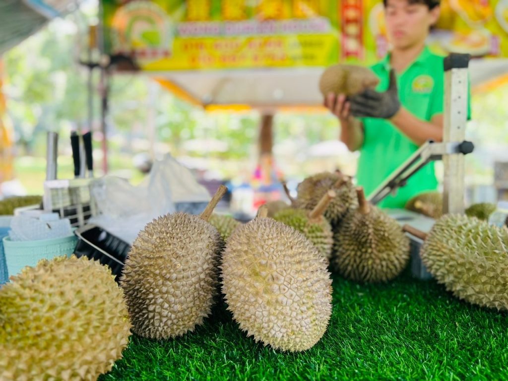 Musim Durian Jadi Tarikan Di Balik Pulau - Malaysiaaktif