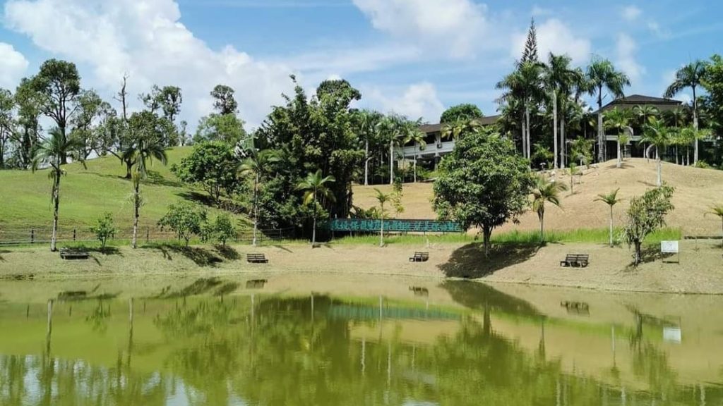 Borneo Happy Farm: Taman Tema Alam Semula Jadi Tarikan Penduduk Di ...