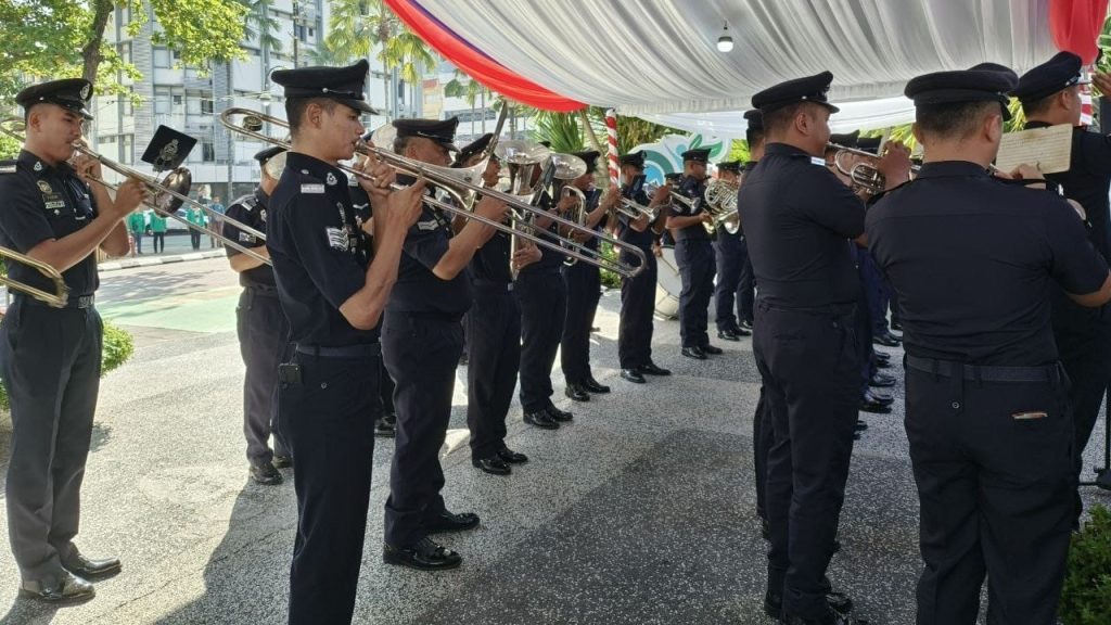Pancaragam PDRM Serikan Pelancaran Bulan Kebangsaan - Malaysiaaktif