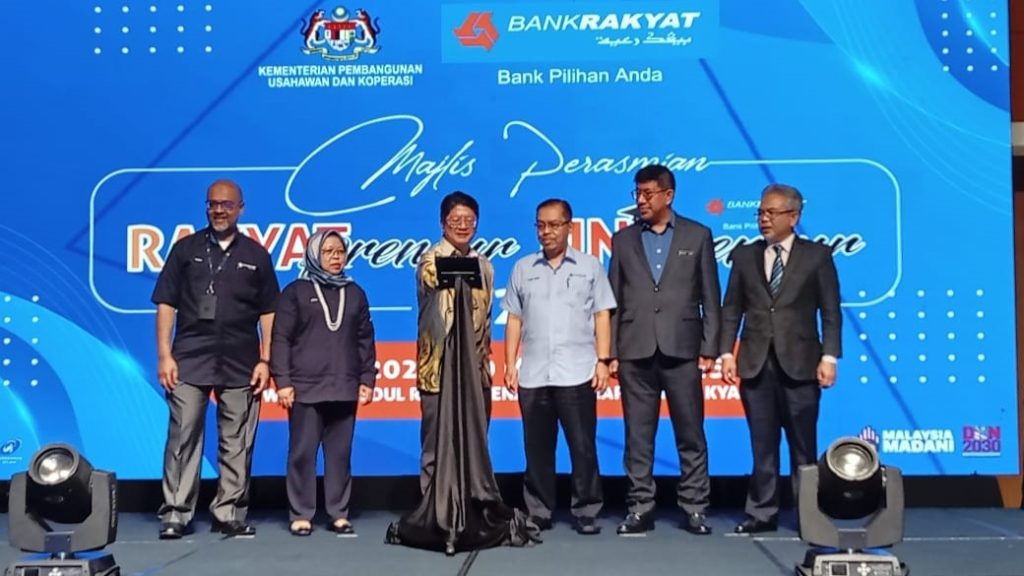 RAKYATpreneur Dan UNIpreneur Bank Rakyat Bantu 800 Usahawan Asnaf ...