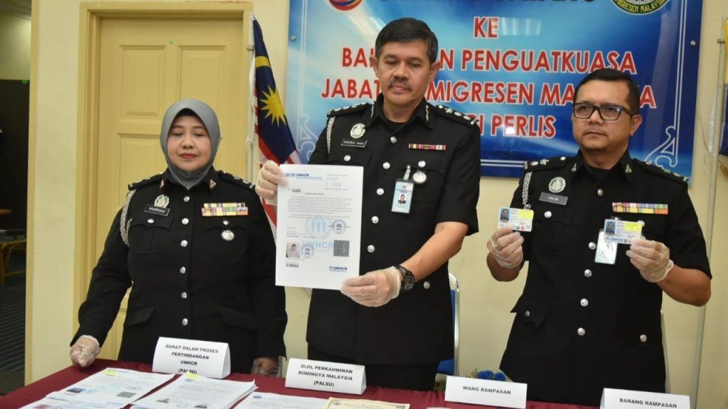 Ops Serkap Jejak Aktiviti Pemalsuan Dokumen UNHCR - Malaysiaaktif