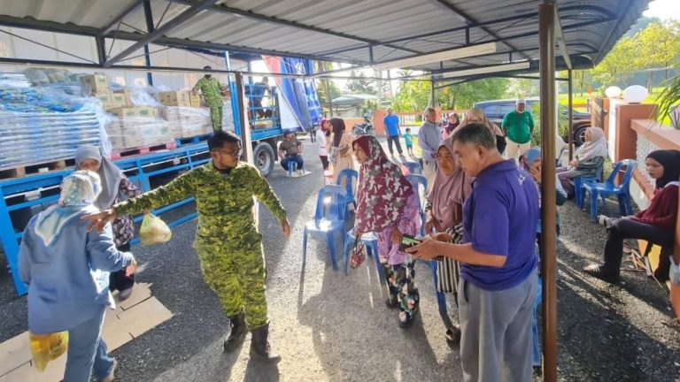 Setahun Kerajaan Madani: Rakyat Perlis Hargai Inisiatif Payung Rahmah ...