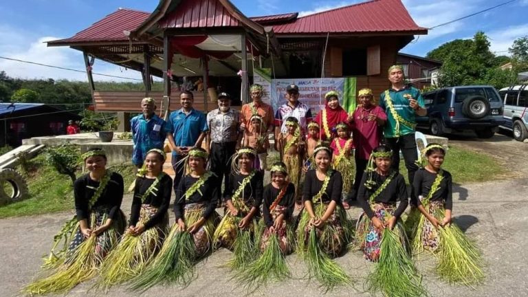 'Jis Pai' Hari Istimewa Kaum Semai - Malaysiaaktif