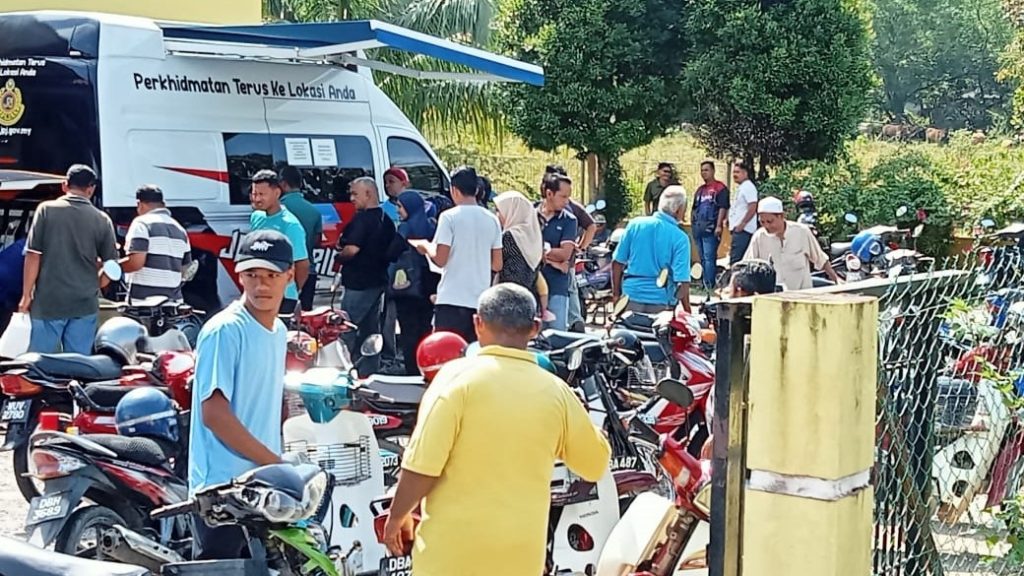 Kaunter JPJ Mobile Jadi Sasaran Pemilik Motosikal - Malaysiaaktif