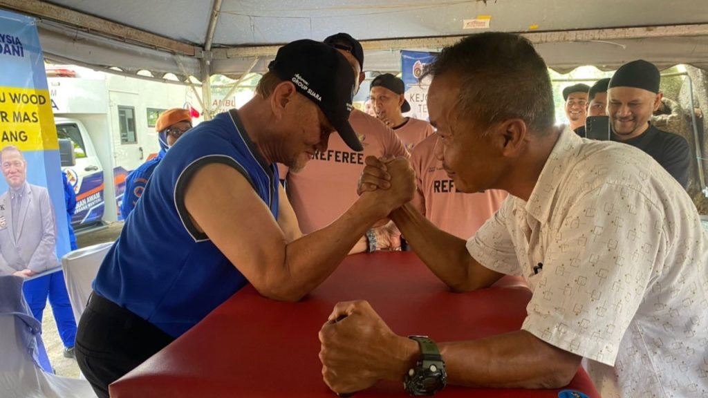 Sukan Rakyat Gusti Lengan Pengukuh Silaturahim Antara Komuniti ...