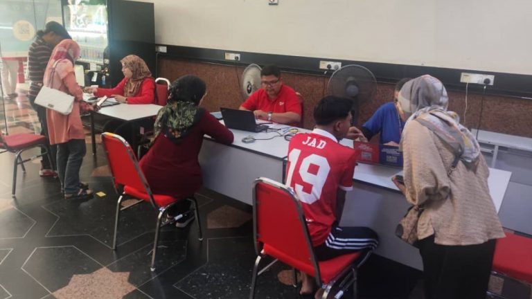 Kaunter Zakat Bergerak Di KWSP Alor Setar Mudahkan Pencarum - Malaysiaaktif