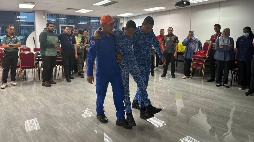 Ilmu Pertahanan Awam Perkasa Penjawat Awam - Malaysiaaktif