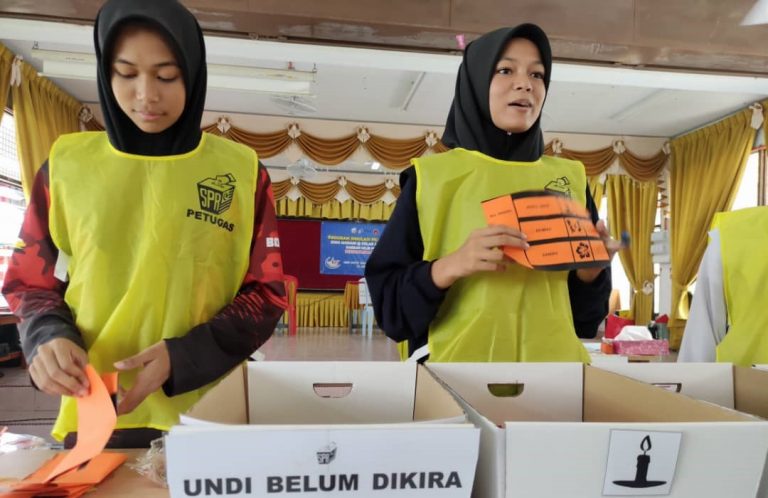 Simulasi Pilihan Raya Beri Peluang Pelajar ‘Mengundi’ Calon Pilihan ...
