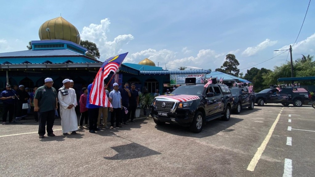 Inisiatif 1 Rumah 1 Jalur Gemilang Semarak Sambutan Bulan Kebangsaan - Malaysiaaktif