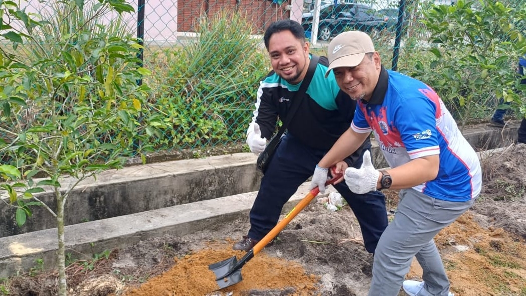 KRT Taman Bagan Pasir Satukan Agensi Bersihkan Lokaliti - Malaysiaaktif