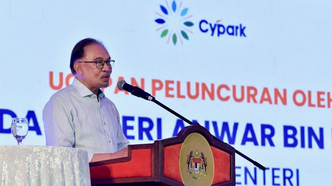 Perdana Menteri Seru Teroka Teknologi Baharu Tenaga Solar - Malaysiaaktif