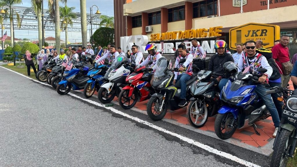 Konvoi Motosikal JKR Hilir Perak Jelajah 12 Daerah - Malaysiaaktif