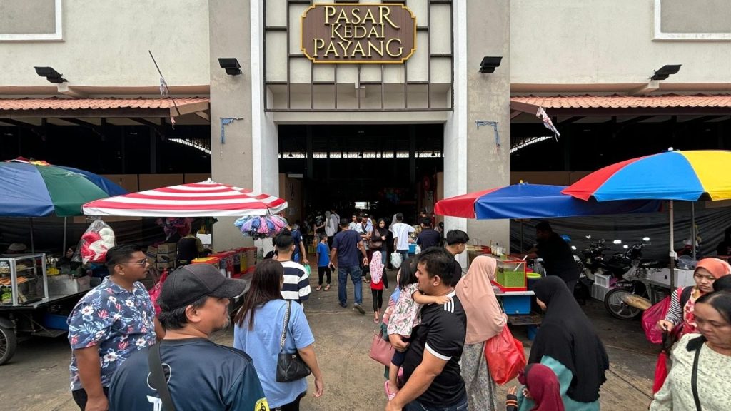 Pasar Payang Meriah Sepanjang Cuti Sekolah - Malaysiaaktif