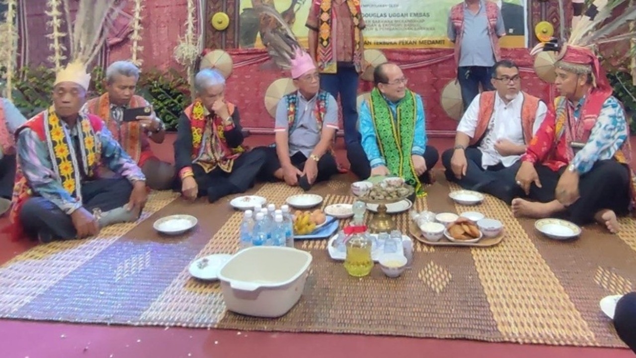 ‘Miring’ Upacara Unik Kaum Iban Di Sarawak - Malaysiaaktif