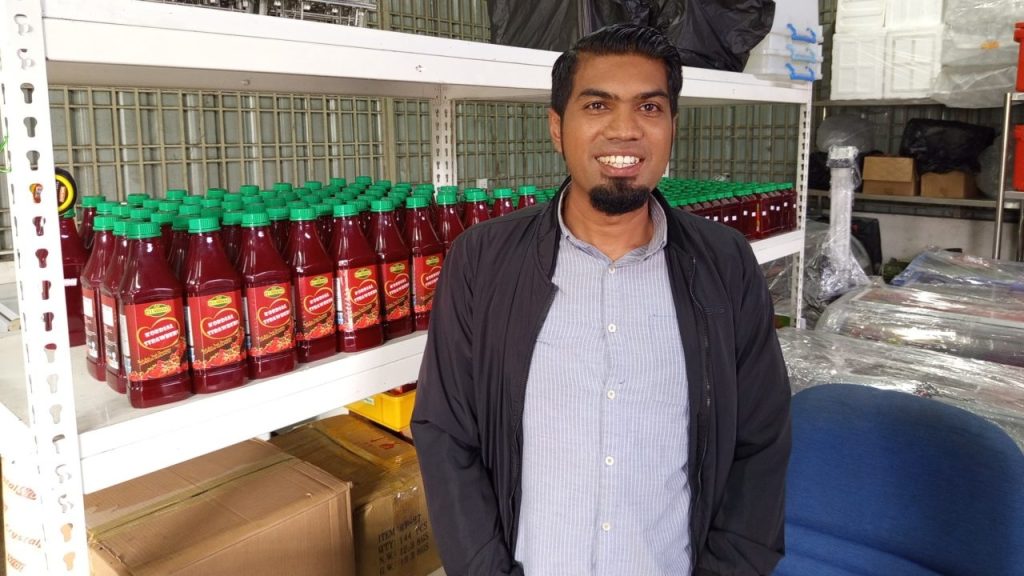 Es Krim Premium Strawberi Produk Segar Dari Ladang Jadi Pilihan ...