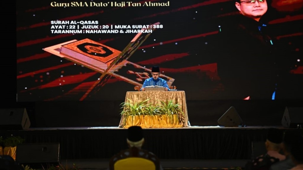 Abdul Hanis Dan Husna Saifulzaman Ungguli Kategori Dewasa MTHQNS 1446/ ...