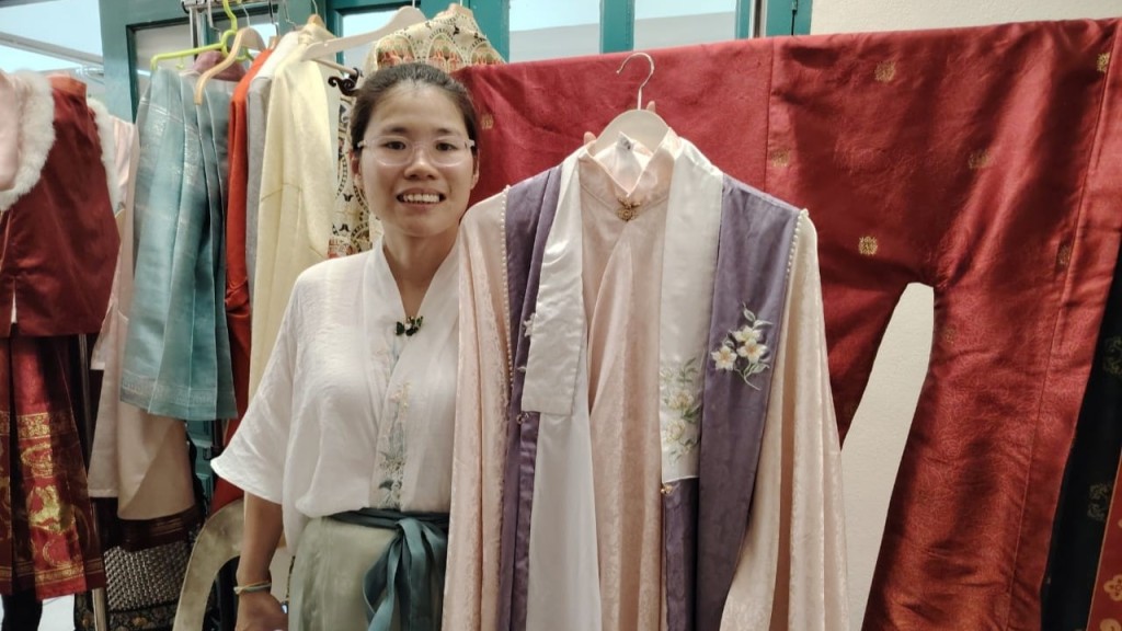Hanfu, Keindahan Busana Tradisional Cina Terus Dilestarikan - Malaysiaaktif