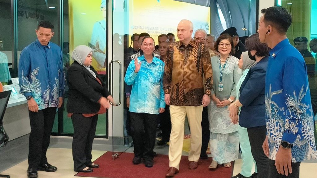 Sultan Perak Berkenan Rasmi Hospital UTAR - Malaysiaaktif