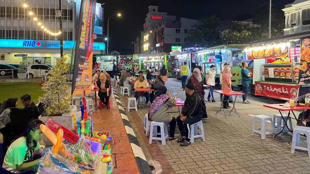 Wayang Pacak Semarakkan Program Arkib Komuniti - Malaysiaaktif