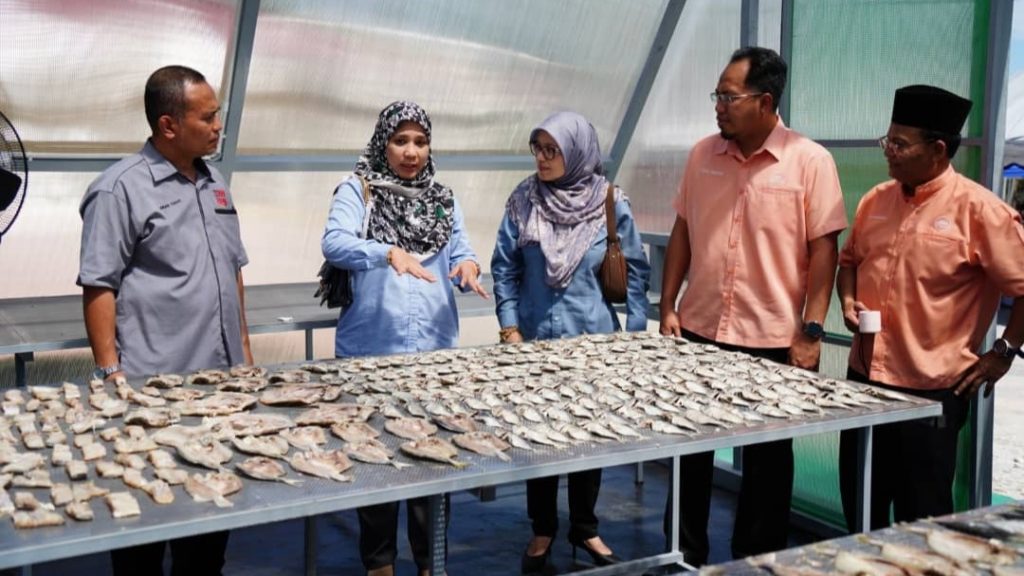 Kubah Pengering Solar Pertama Wakaf, Perkasa Ekonomi Nelayan Sungai Yu ...