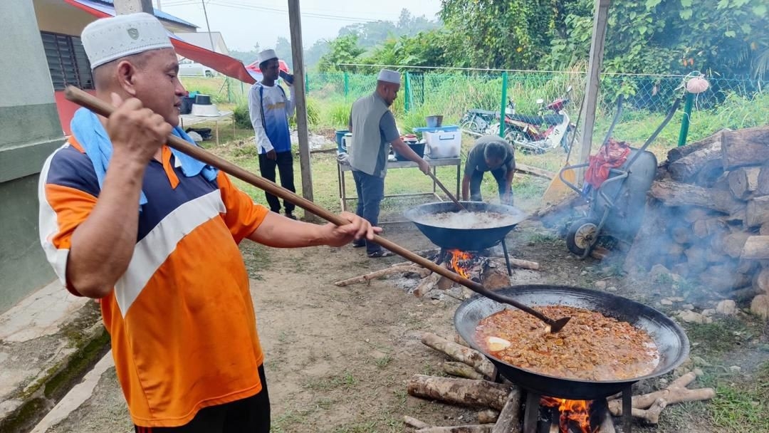 Semangat Gotong-Royong Bukti Muafakat Dalam Program JIWA Komuniti MADANI - Malaysiaaktif