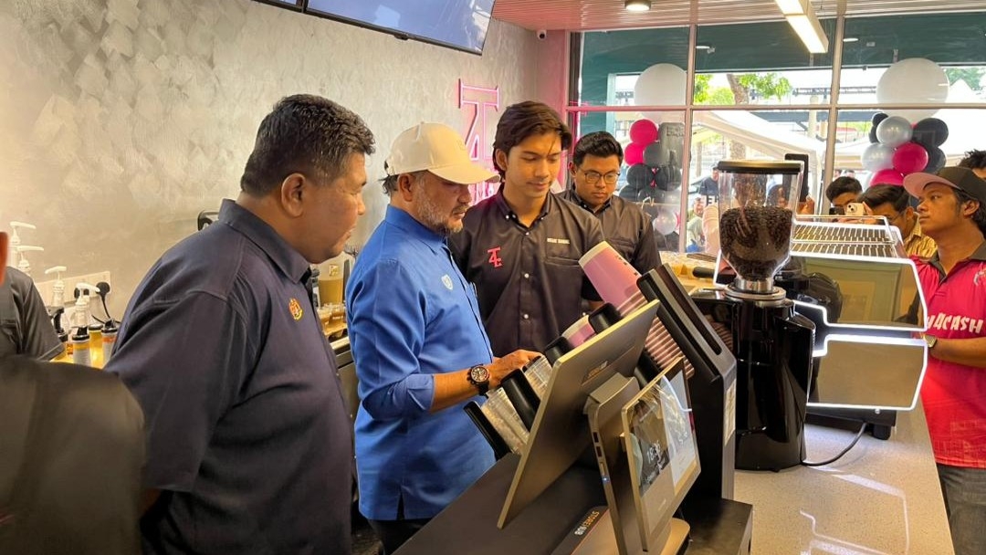 Datuk Bandar MBAS Bangga Anak Muda Tempatan Menceburi Bidang ...