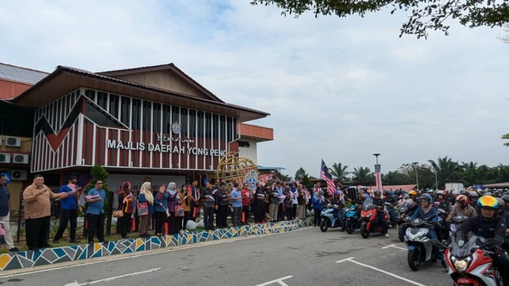 Konvoi Roda Merdeka Semarak Patriotisme, Kempen ‘Tak Nak Buli’ Di Batu ...