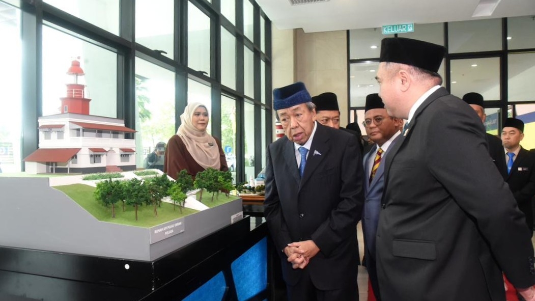 Sultan Selangor Berkenan Rasmi Menara Dius Api Jabatan Laut Malaysia - Malaysiaaktif