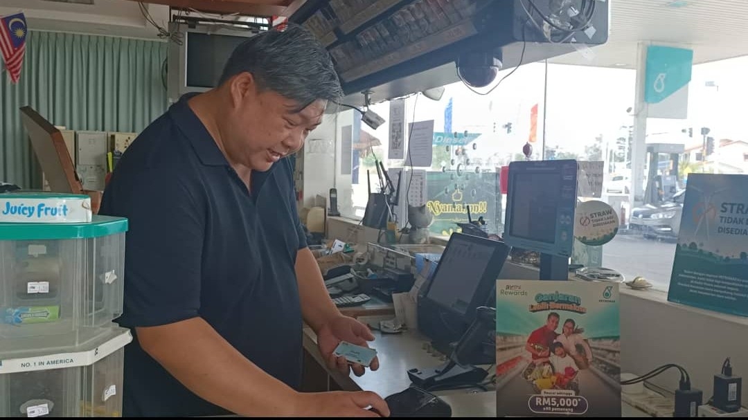 BUDI95: Rakyat Lega Harga Petrol RON95 Lebih Rendah - Malaysiaaktif