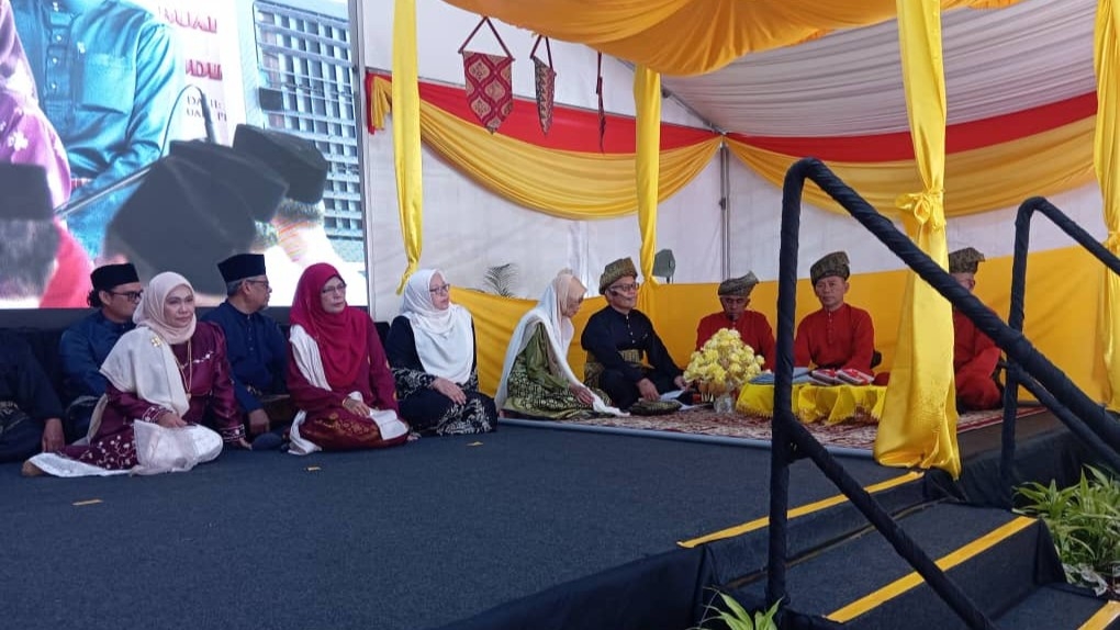 Adat Berkodim Dan Adat Menerang Buapak Warisan Untuk Generasi Akan ...