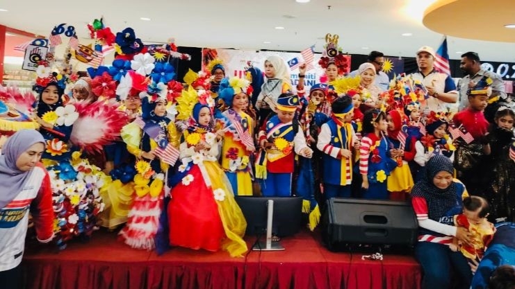 Semarak Merdeka: Sambutan Hari Kebangsaan 2025 Penuh Warna-Warni - Malaysiaaktif