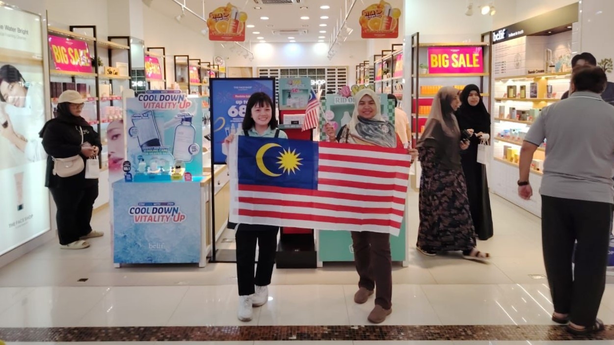 Semarak Merdeka: Sambutan Hari Kebangsaan 2025 Penuh Warna-Warni ...