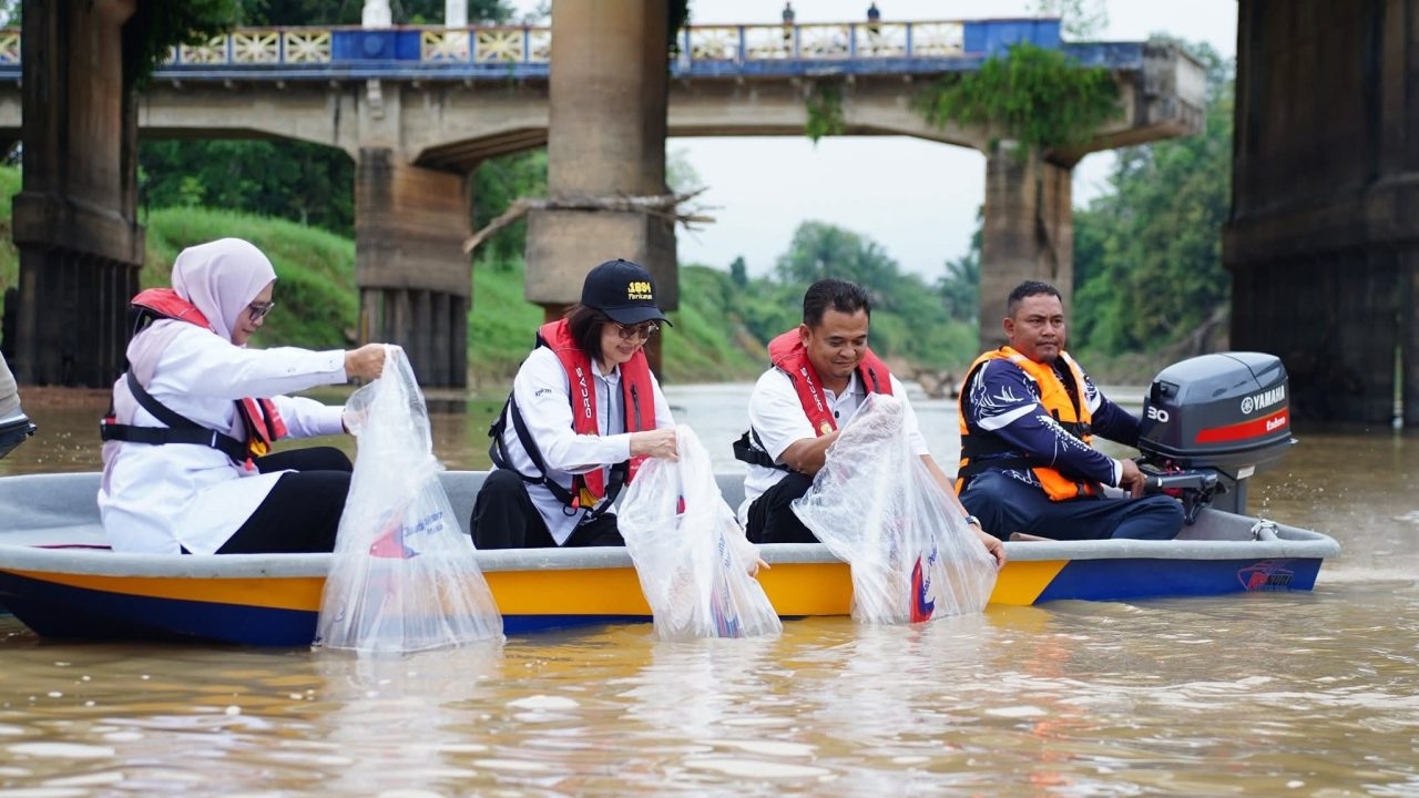 Pelepasan Benih Udang Galah Serentak Seluruh Johor Cipta Rekod MBOR ...