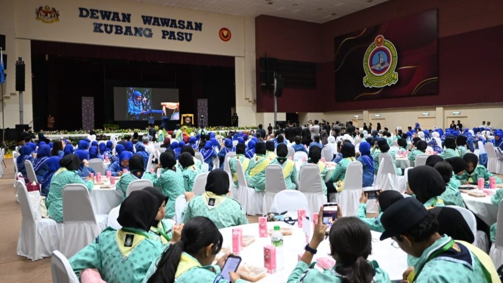 Raja Permaisuri Agong: Nilai Persahabatan Yang Kukuh Tunjang ...