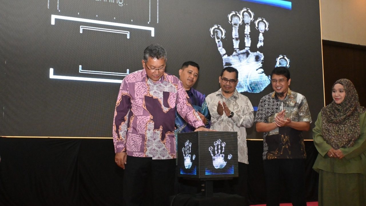 Pekerja Pembersihan: Wira Tidak Didendang - Malaysiaaktif
